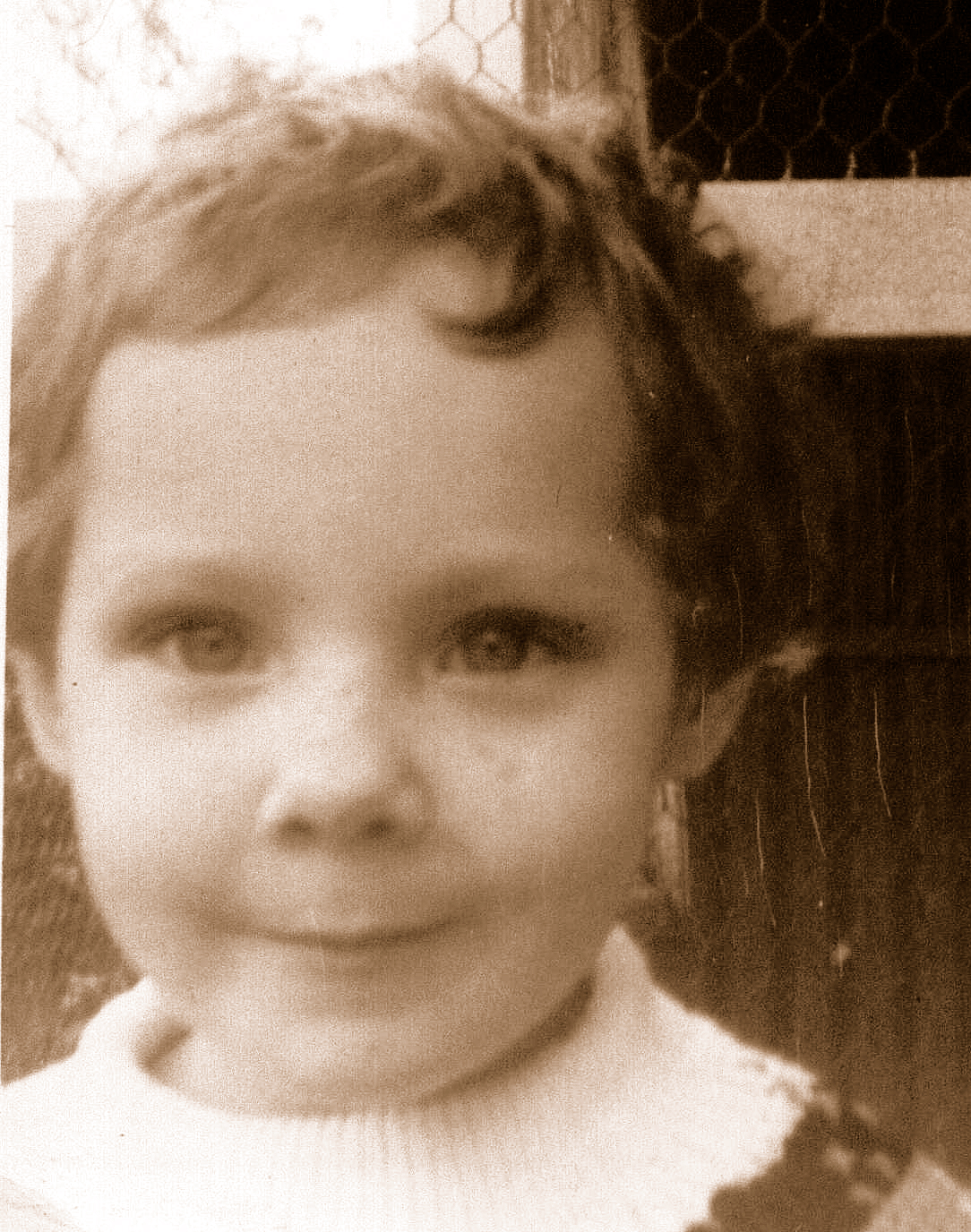 Polly's pages (aka 'Donna Williams') » Blog Archive » “ELVIS, MY FATHER ...